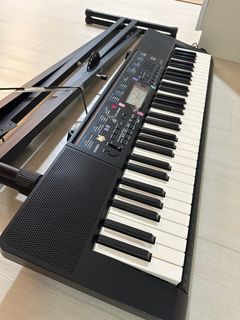 Casio CT-588 keyboard, Hobbies & Toys, Music & Media, Musical ...