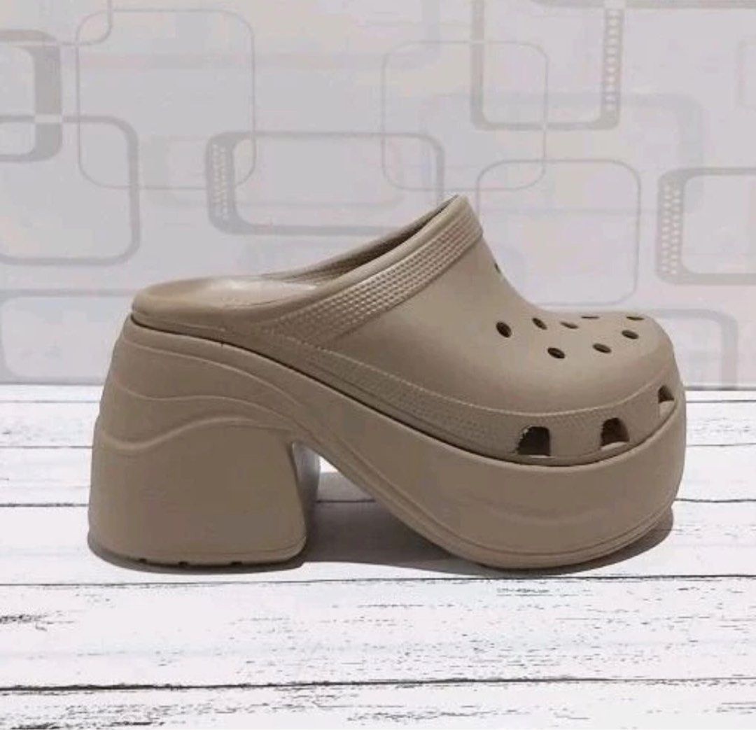 Crocs Siren Clog Woman / Sandal Wedges Wanita Crocs Siren Clog / Crocs ...