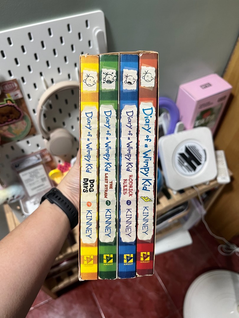 Diary of a Wimpy Kid Book Bundle 1-4, Hobbies & Toys, Books & Magazines ...