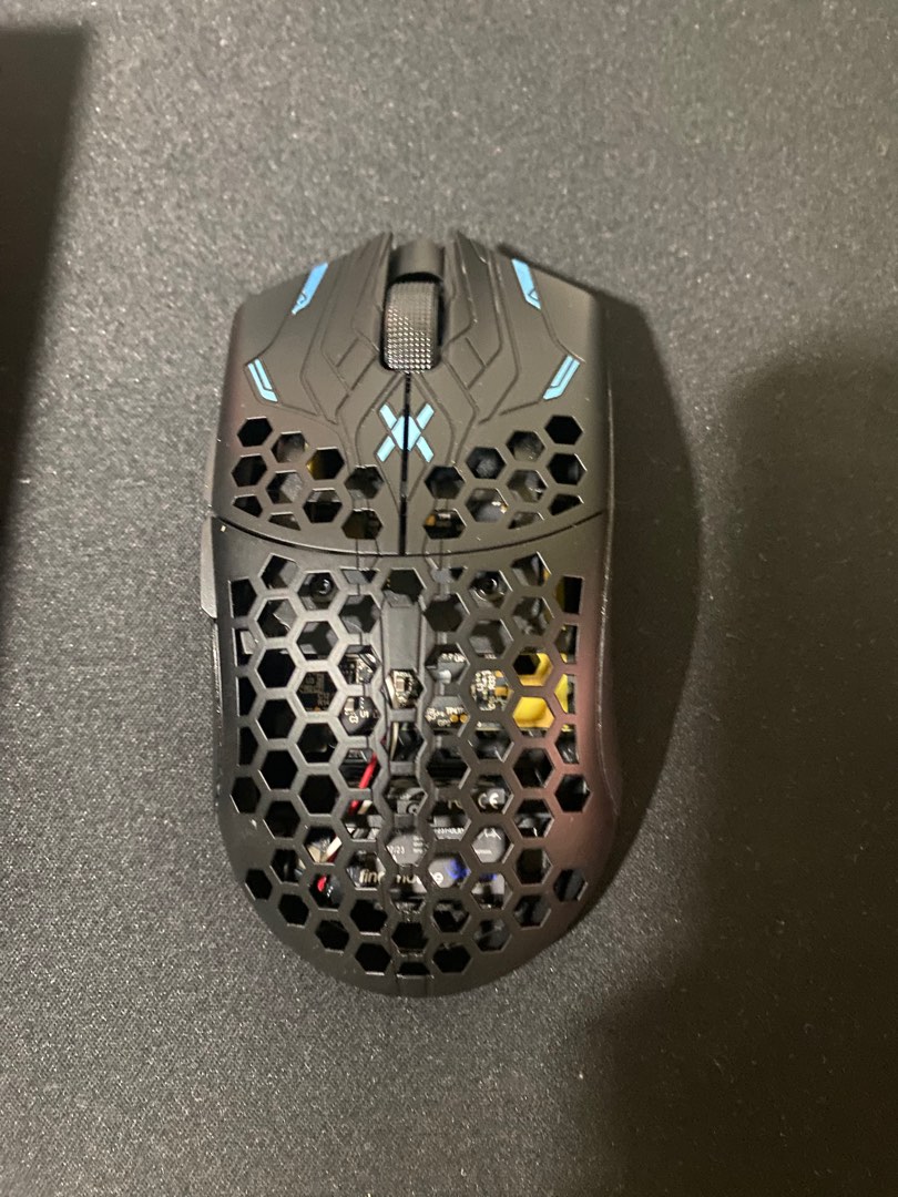 Finalmouse ULX Lion Medium Ultralight X Wireless Gaming Mouse ...