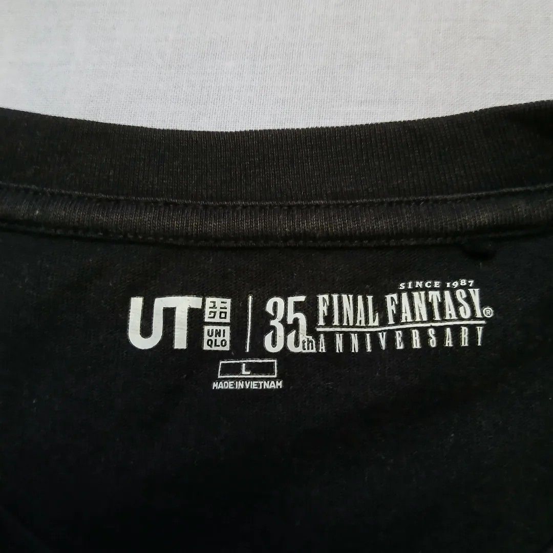 Kaos UT x Final Fantasy X 35th Anniversary Pocket, Fesyen Pria, Pakaian , Atasan di Carousell