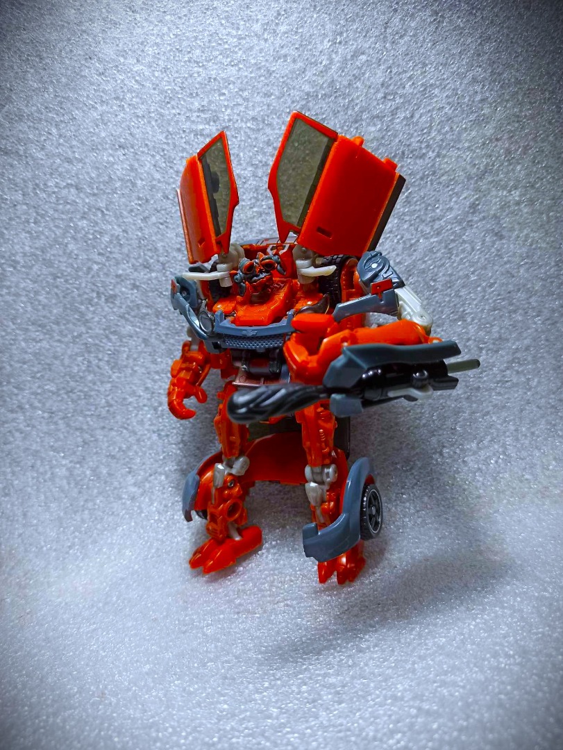 LOOSE ROTF MUDFLAP Hasbro Deluxe Class Autobot Transformers, Hobbies ...