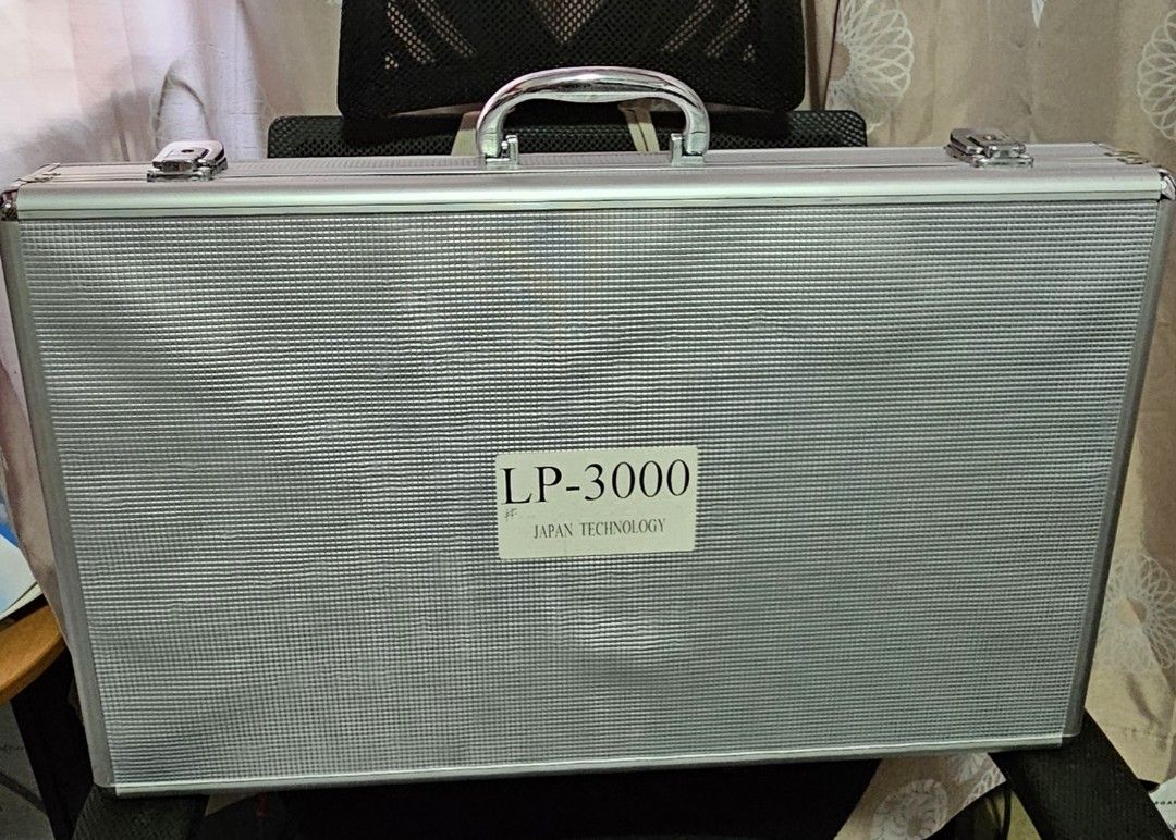 LP3000 wireless microphone, Audio, Microphones on Carousell