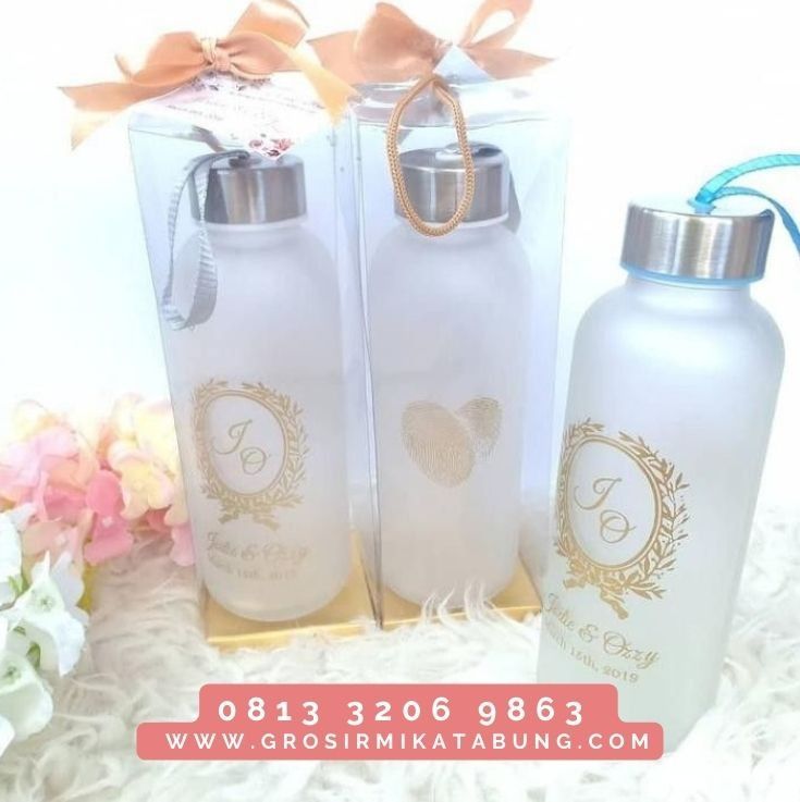 mika kotak kemasan souvenir botol kaca 8x8x19, Desain & Kerajinan ...