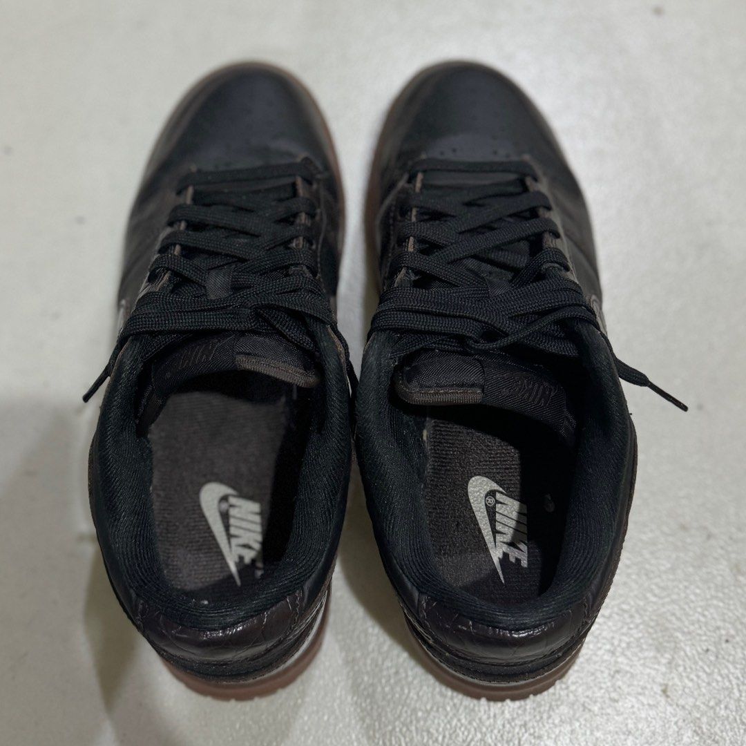 NIKE DUNK LOW VELVET BROWN (AUTHENTIC), Fesyen Pria, Sepatu , Sneakers ...