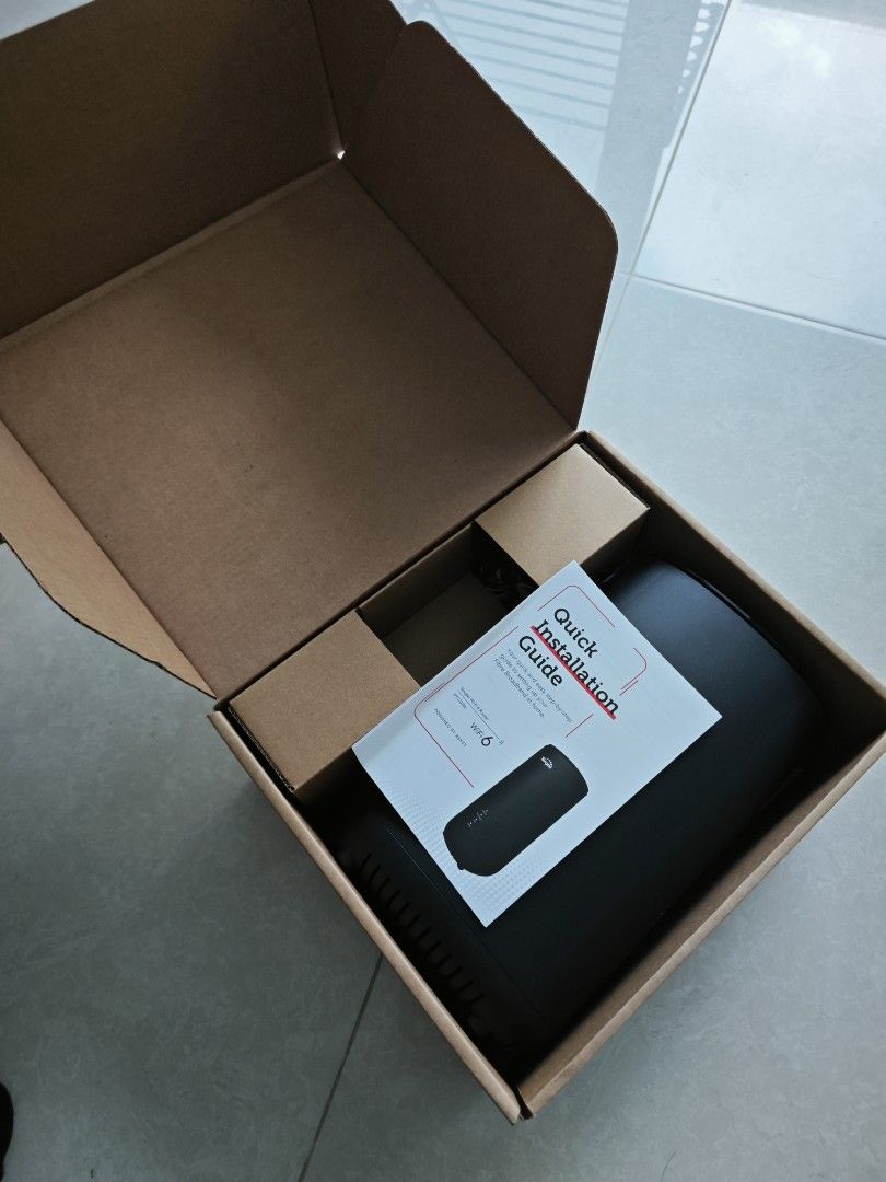 Singtel Wi-Fi 6 Router Model:RT5703W-D171, Computers & Tech, Parts ...