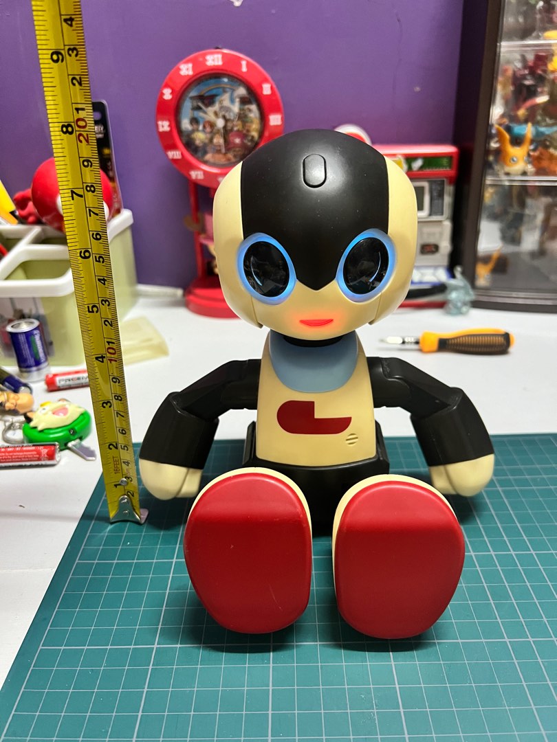 TAKARA TOMY Robi Junior, Hobbies & Toys, Toys & Games on Carousell