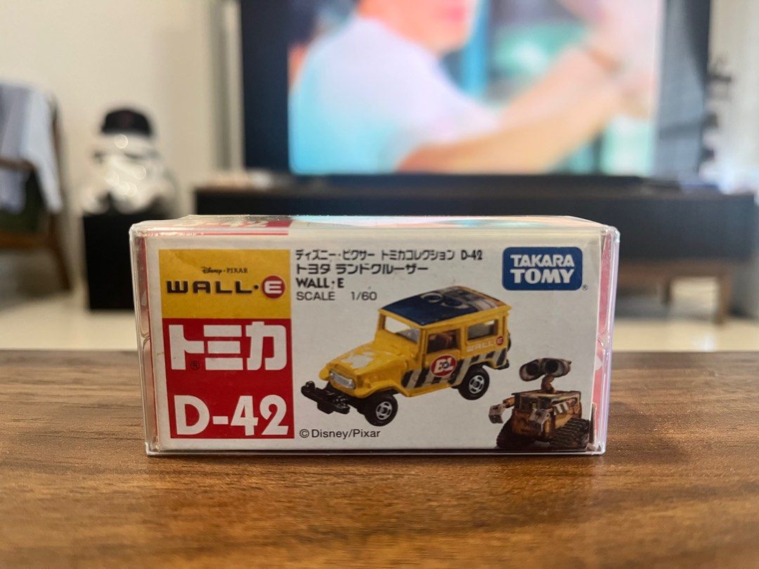 Takara Tomy Tomica Disney Collection D-42 : Toyota Land Cruiser (Wall.E ...