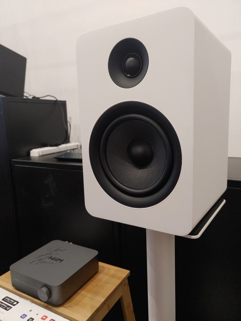Wireless HDMI Arc, Bluetooth, Airplay 2, Spotify/ Tidal Connect ...