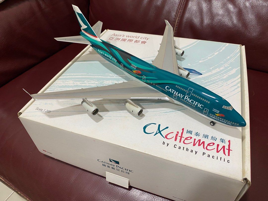 1/200 CATHAY PACIFIC B747-400 (B-HOY) Asia’s World City NT InFlight JC ...