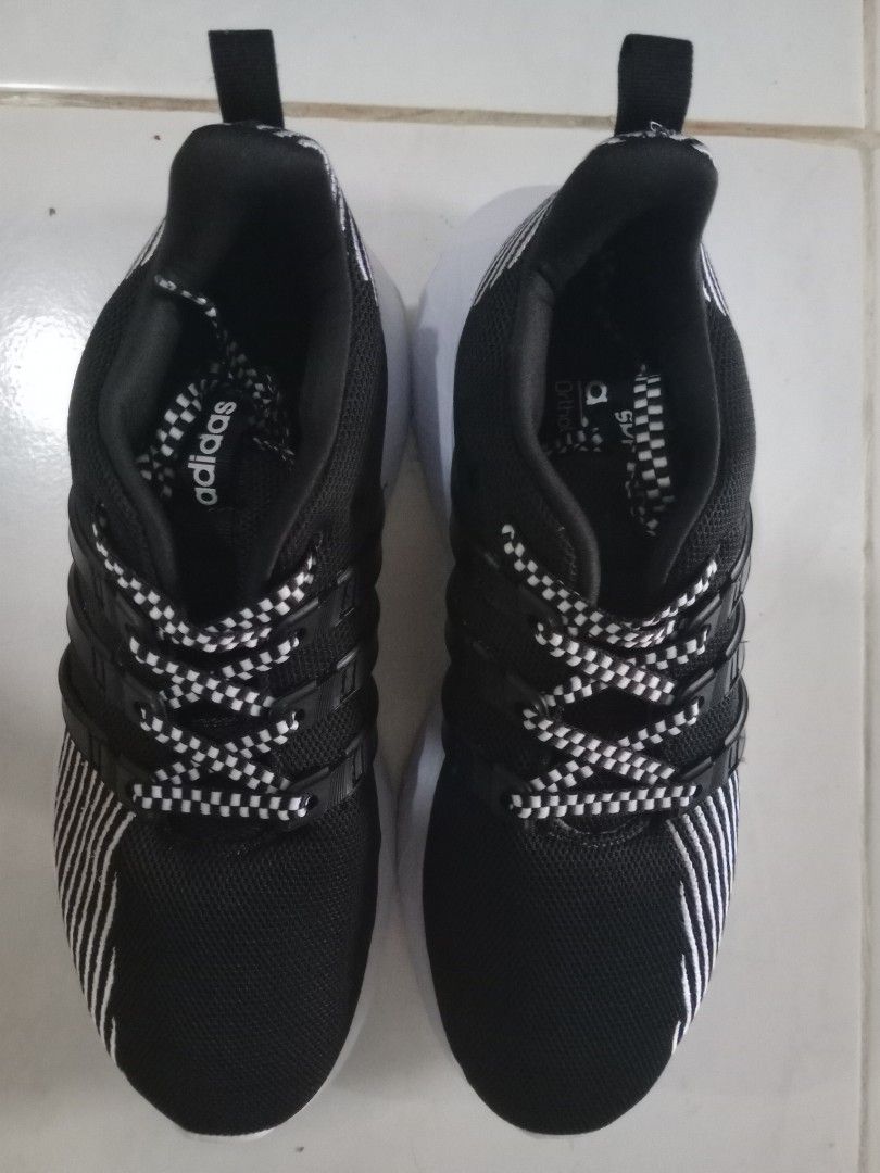 Adidas Running Shoes, Fesyen Pria, Sepatu , Sneakers di Carousell