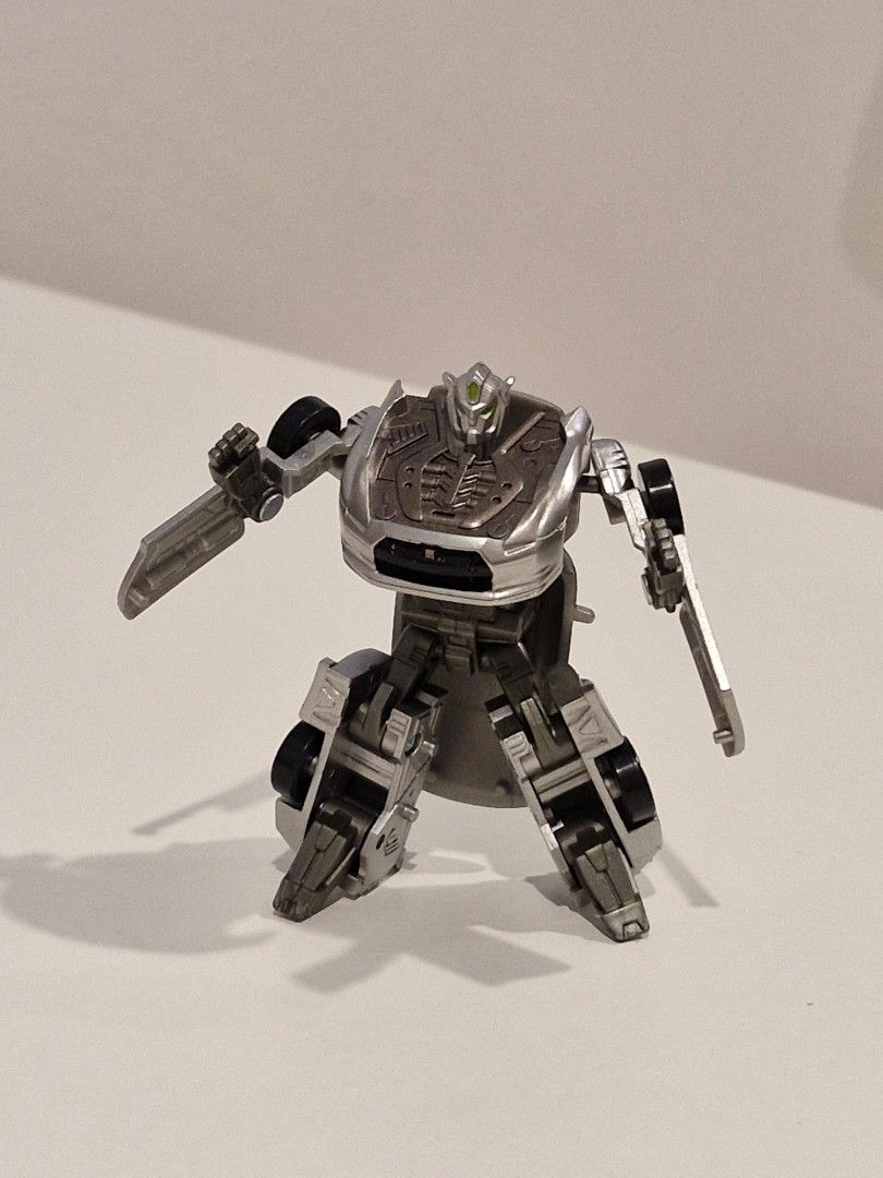 Agatsuma Diarobo Nissan GT-R GTR Transformer Robot, Hobbies & Toys ...