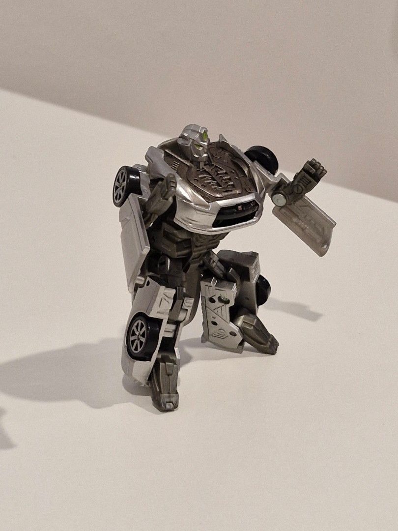 Agatsuma Diarobo Nissan GT-R GTR Transformer Robot, Hobbies & Toys ...