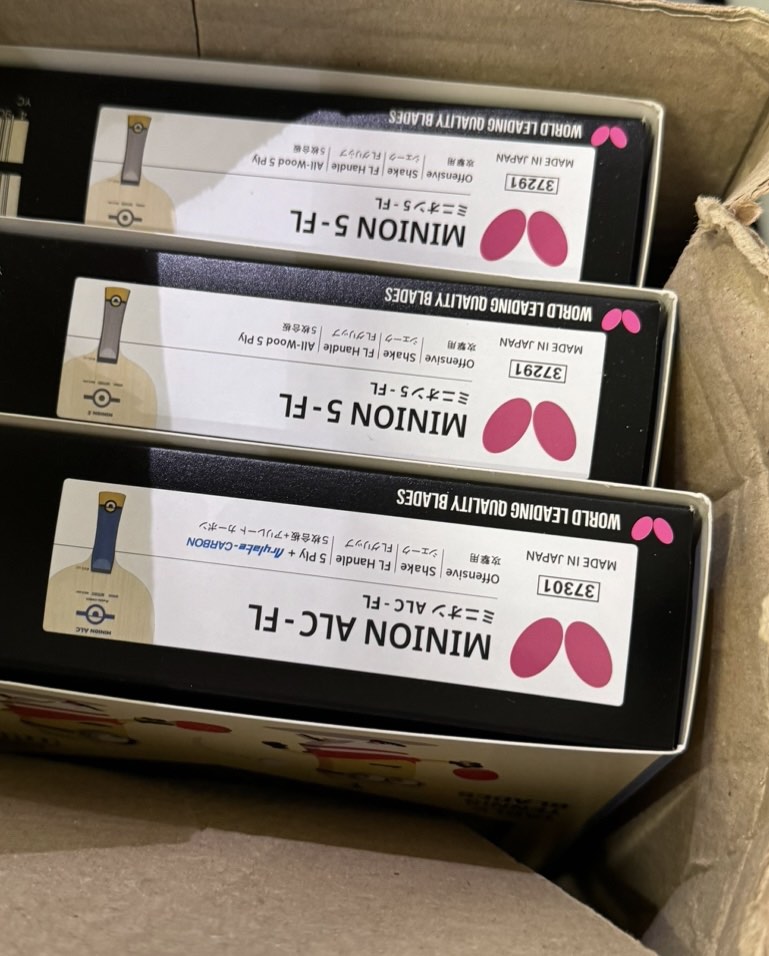 Butterfly Minion球拍（全新剛到貨，最後三塊，賣完就無）, 運動產品, 運動與體育, 運動與體育 - 球拍和球類運動 ...