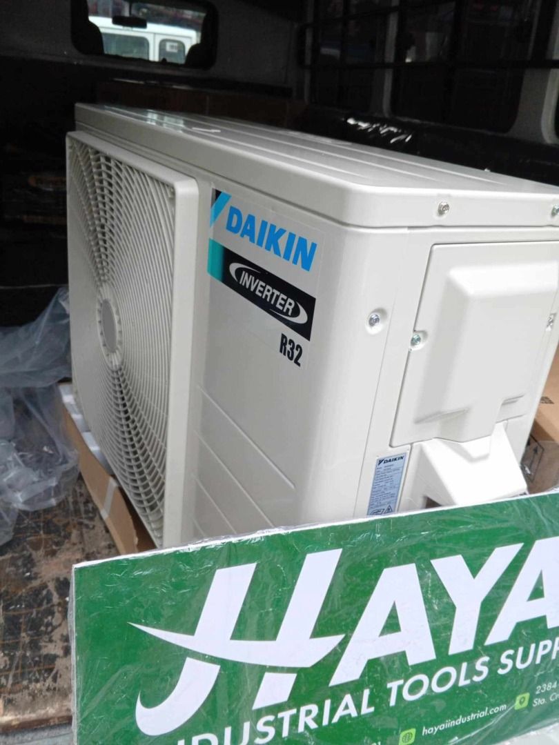 Daikin split type inverter, Commercial & Industrial, Construction ...