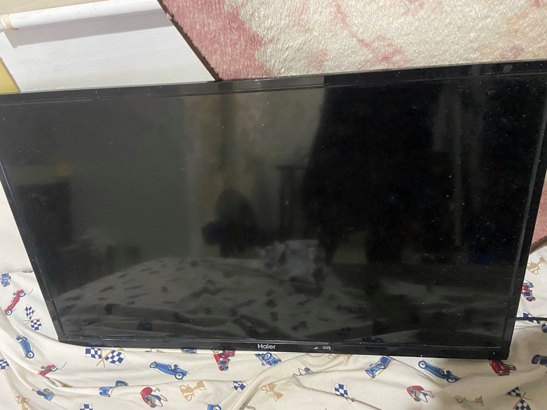 Haier LED TV 30inch, TV & Home Appliances, TV & Entertainment, TV on ...