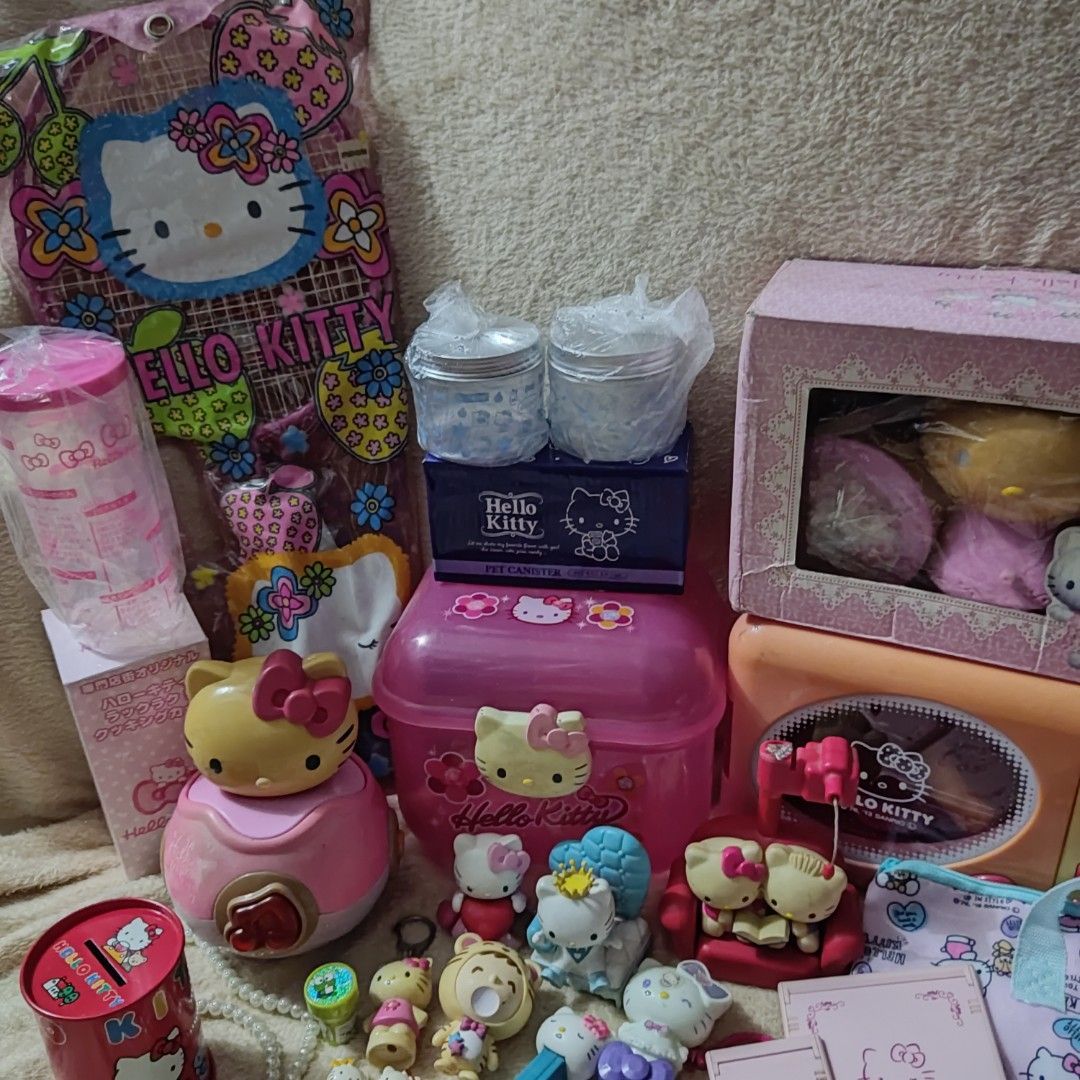 Hello Kitty Sanrio Bundle, Hobbies & Toys, Toys & Games on Carousell