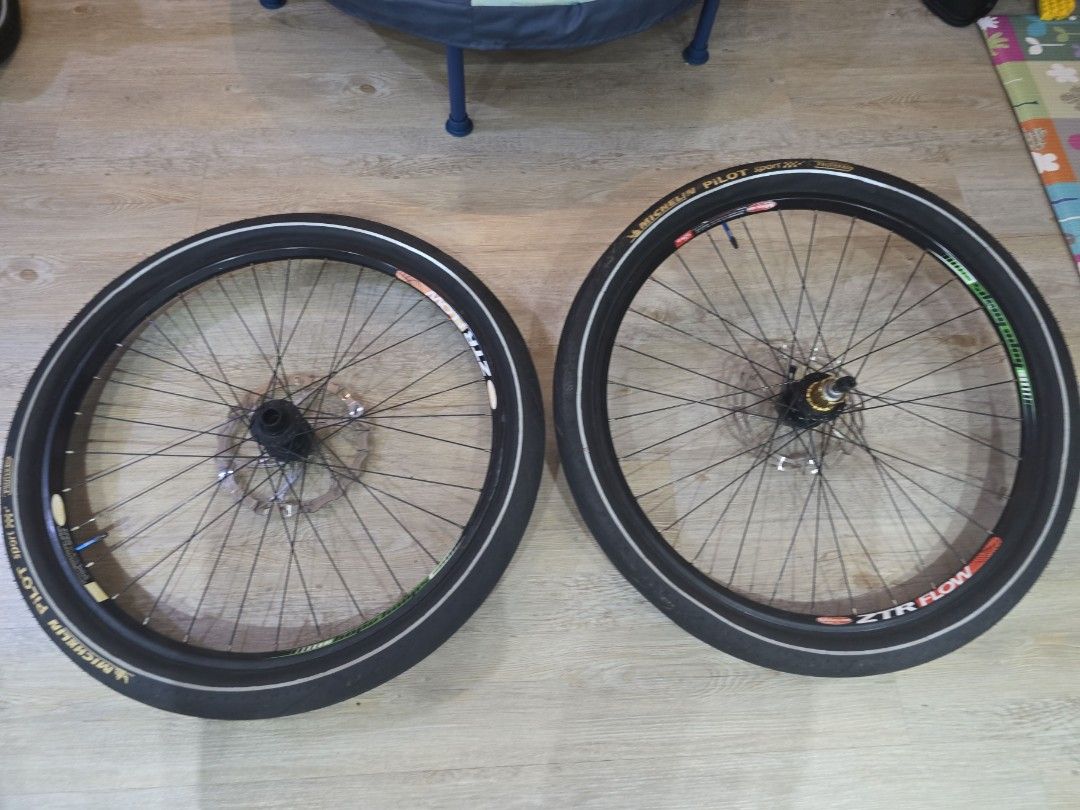 Hope pro 2 wheelset, Sports Equipment, Bicycles & Parts, Parts ...