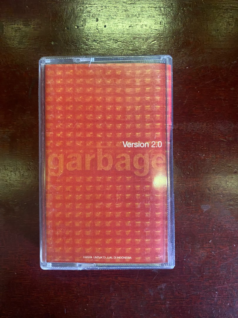 Kaset Album Garbage Version 2 0 For Sale Musik And Media Cd Dvd