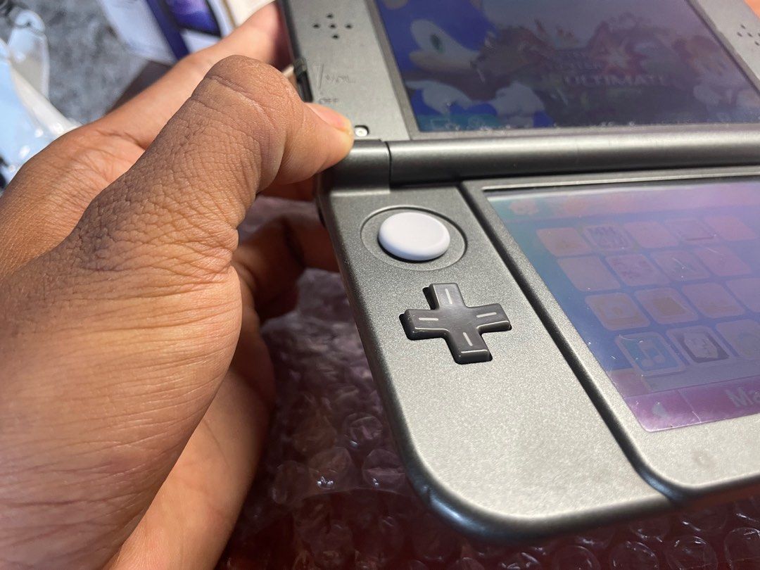 MH4U New 3DS XL with box IPS top screen, Video Gaming, Video Game ...