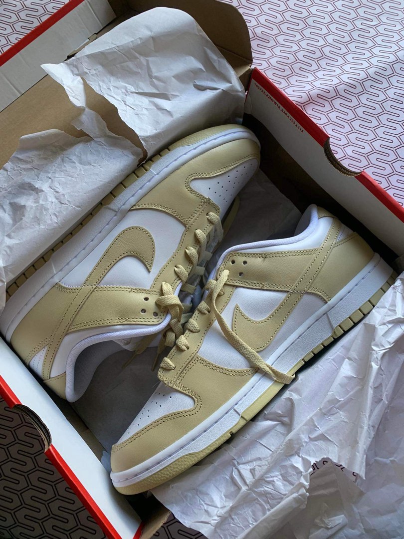 NIKE DUNKS LOW Team Gold, Men's Fashion, Footwear, Sneakers on Carousell