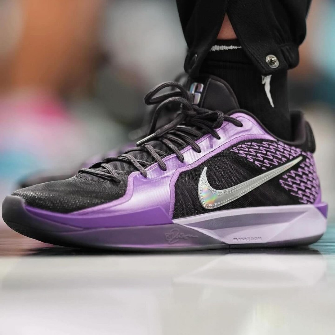 Nike Sabrina 2 Tunnel Colour Court Vision, Men's Fashion, Footwear ...