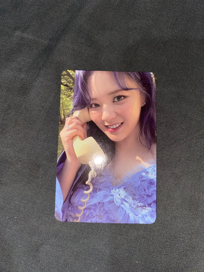 OFFICIAL Jeongyeon Photocard Twice Photocard, Hobbies & Toys ...