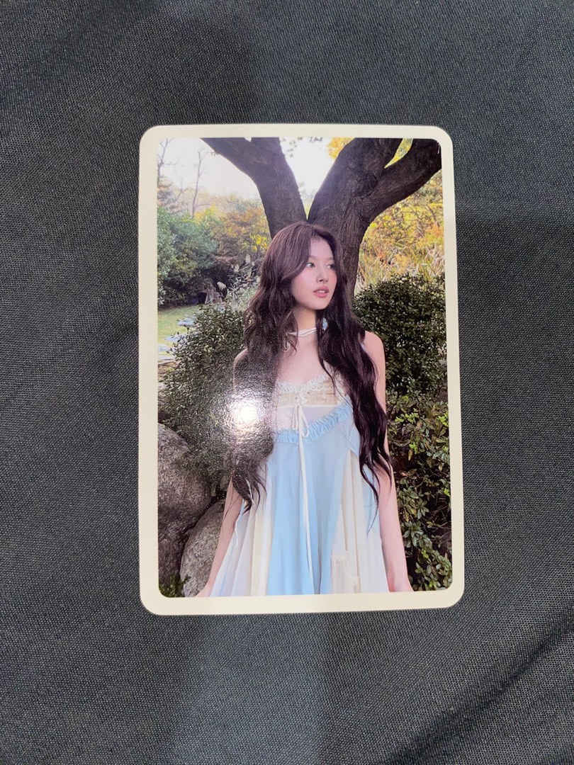 OFFICIAL Sana Photocard Twice Photocard Twice pre order benefit ...