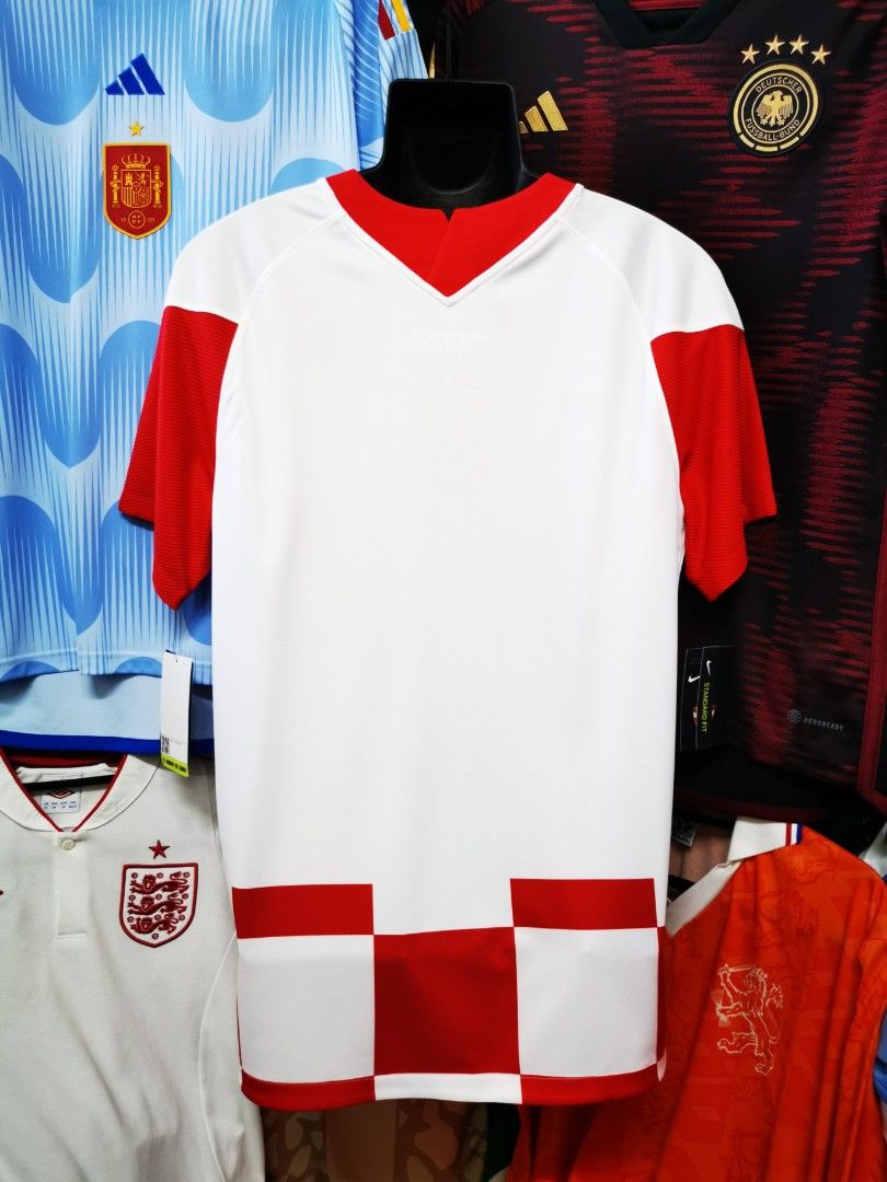 Original Croatia (H) Pit Center 21.5” fit L (UK) (UEFA EURO 2020), Men ...