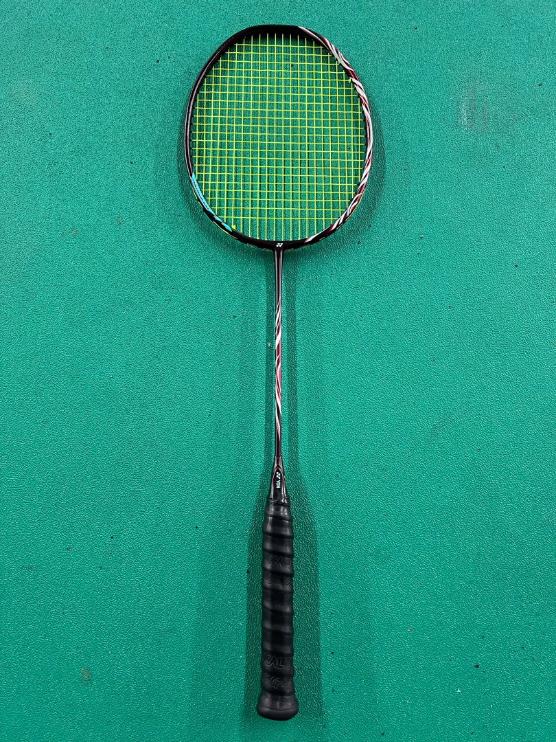 Raket Racket Badminton Yonex Astrox 100zz Kurenai (Victor Axelsen ...