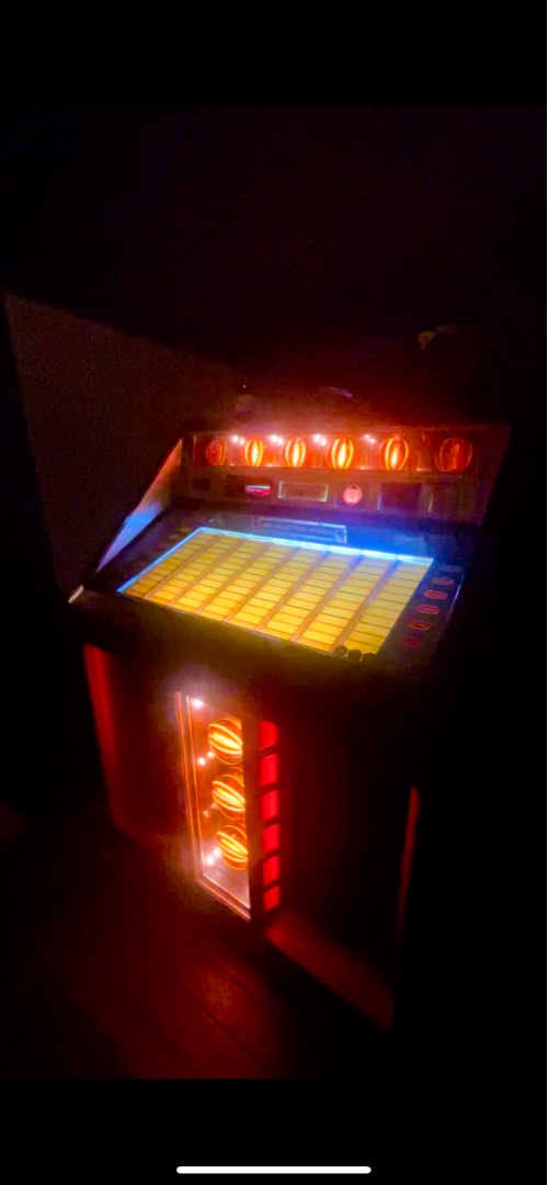 Rowe Ami R91 Jukebox, Hobbies & Toys, Music & Media, CDs & DVDs on ...