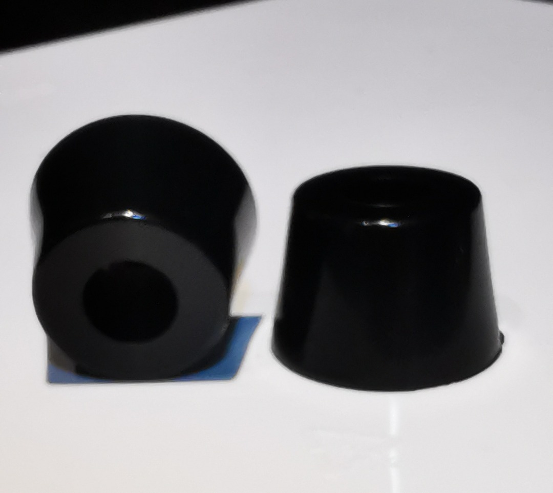 Rubber isolation feet for amplifiers, speakers, components x 10, Audio ...
