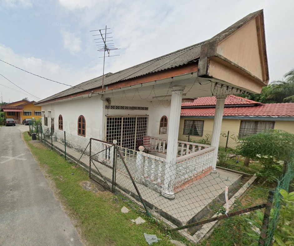Rumah Sewa Kampung Jawa Klang, Property, Rentals on Carousell