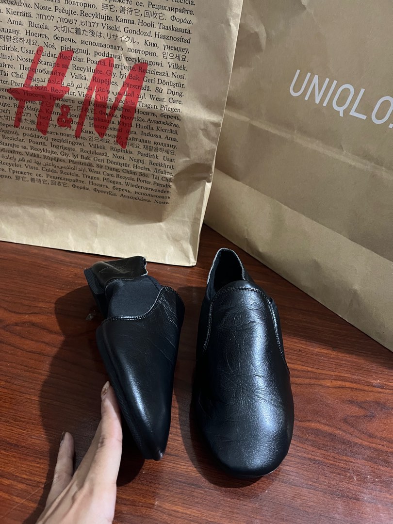 Sepatu ballet hitam, Fesyen Wanita, Sepatu di Carousell