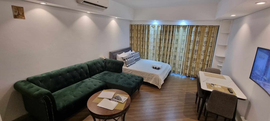 The Manansala Tower, Studio Unit with Balcony For Sale, Rockwell Makati ...