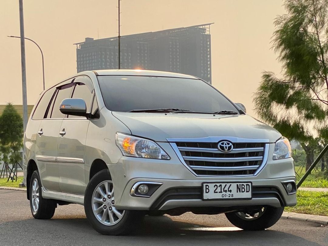 Toyota Kijang Innova Facelift Barong 2.5 V AT Diesel 2013 Silver RARE ...