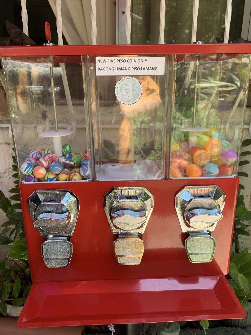 Triple Head Vending Machine, Furniture & Home Living, Outdoor Furniture ...