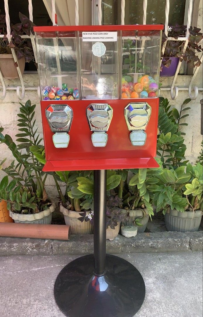 Triple Head Vending Machine, Furniture & Home Living, Outdoor Furniture ...