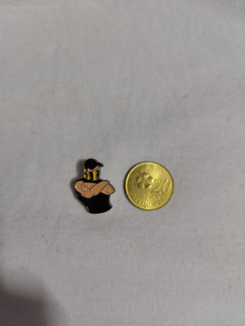 Ultras Malaya Pin, Hobbies & Toys, Collectibles & Memorabilia, Fan ...