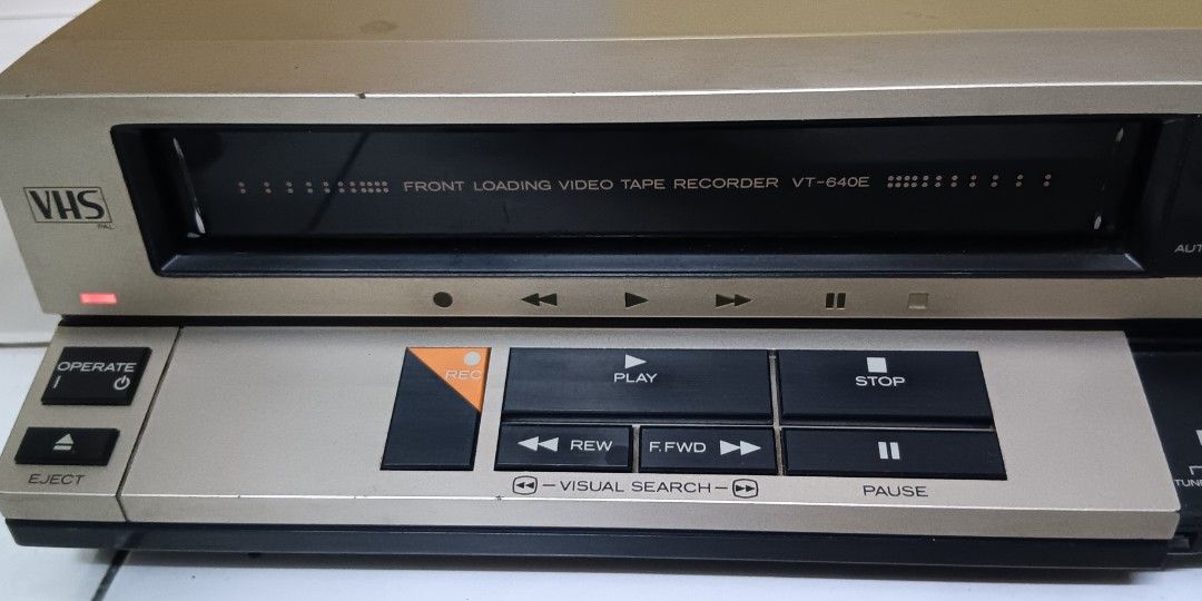 Vintage Hitachi VHS Player, Hobbies & Toys, Collectibles & Memorabilia ...