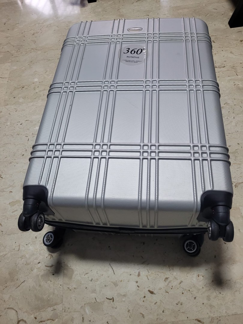 American Gear 33”luggage, Hobbies & Toys, Travel, Luggage on Carousell