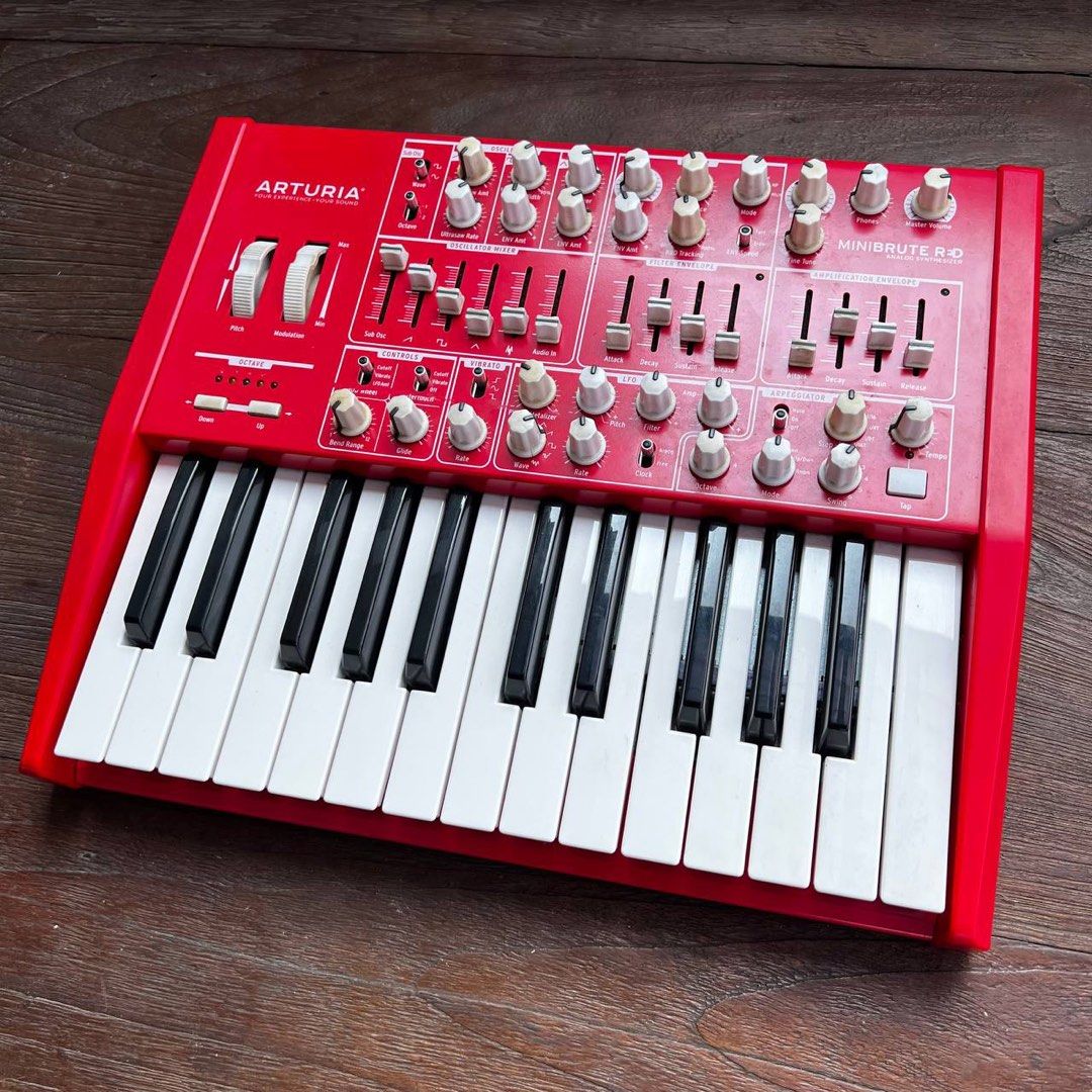 Arturia MiniBrute Red Synthesizer, Hobbies & Toys, Music & Media ...