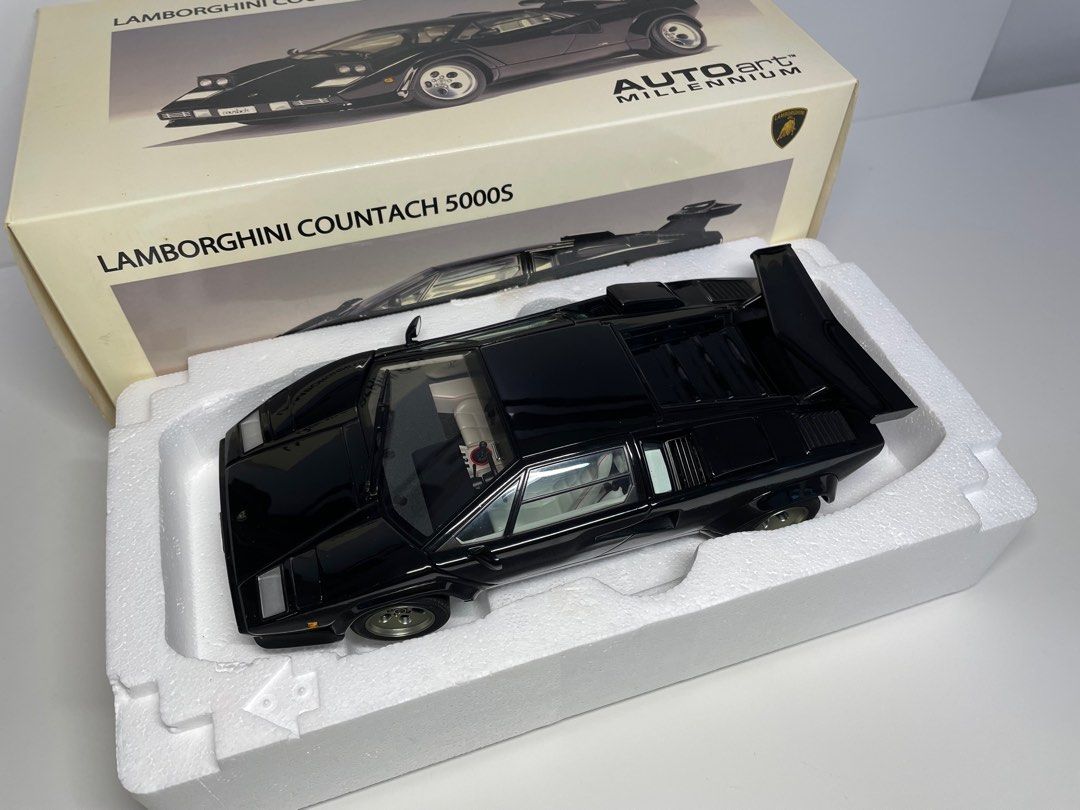 AUTOart 1:18 Lamborghini Countach 5000s, Hobbies & Toys, Toys & Games ...