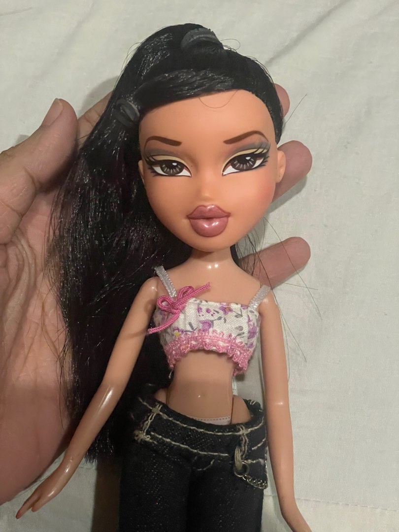 Bratz Step Out Jade Hobbies And Toys Toys And Games On Carousell