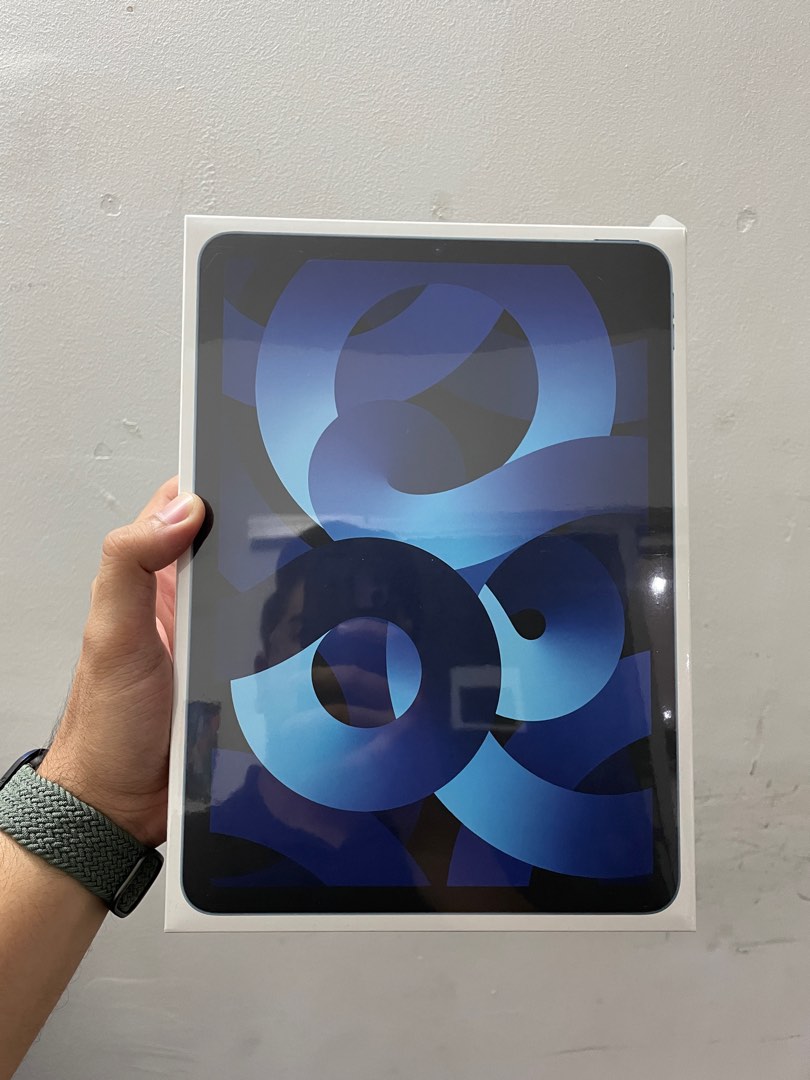iPad Air 5 Wifi Blue 64GB, Mobile Phones & Gadgets, Tablets, iPad on ...