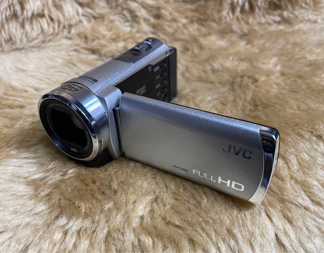 JVC Everio GZ-HM390-S Camcorder, Photography, Video Cameras on Carousell