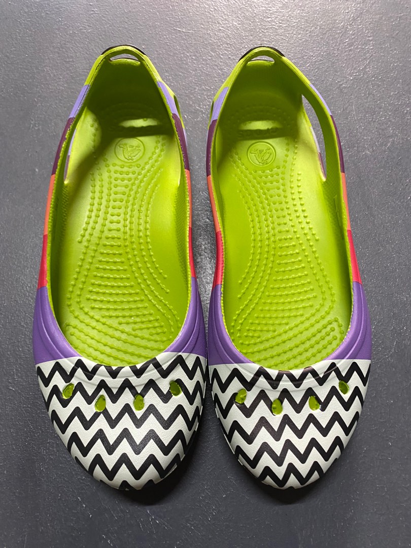 Original Crocs Flats, Women's Fashion, Footwear, Flats & Sandals on ...