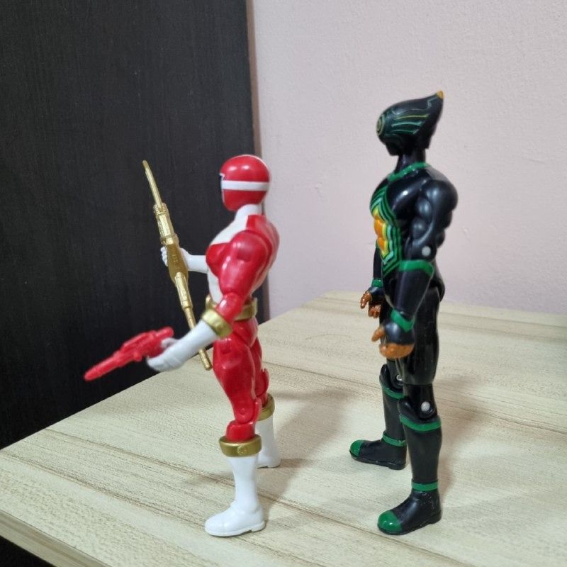 Power Ranger Lightspeed and black triptoids (power ranger villains ...