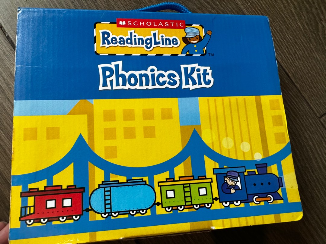 Scholastics reading line: Phonics Kit ( 21 booklets), Hobbies & Toys ...
