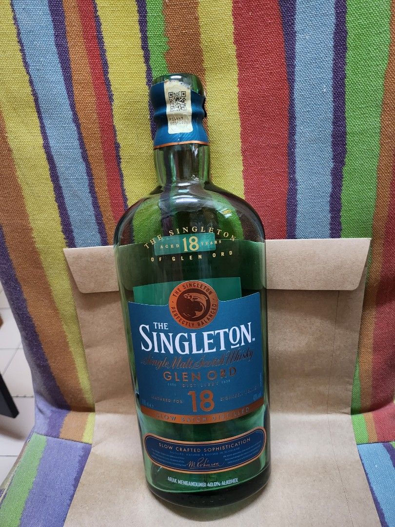 SINGLETON SCOTCH WHISKY BOTTLE, Hobbies & Toys, Collectibles ...